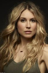 Sarah Carter | ScreenTies